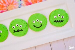 Super Cute Toy Story Alien Cookies Tutorial - Jinxy Kids