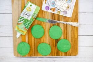 Super Cute Toy Story Alien Cookies Tutorial - Jinxy Kids