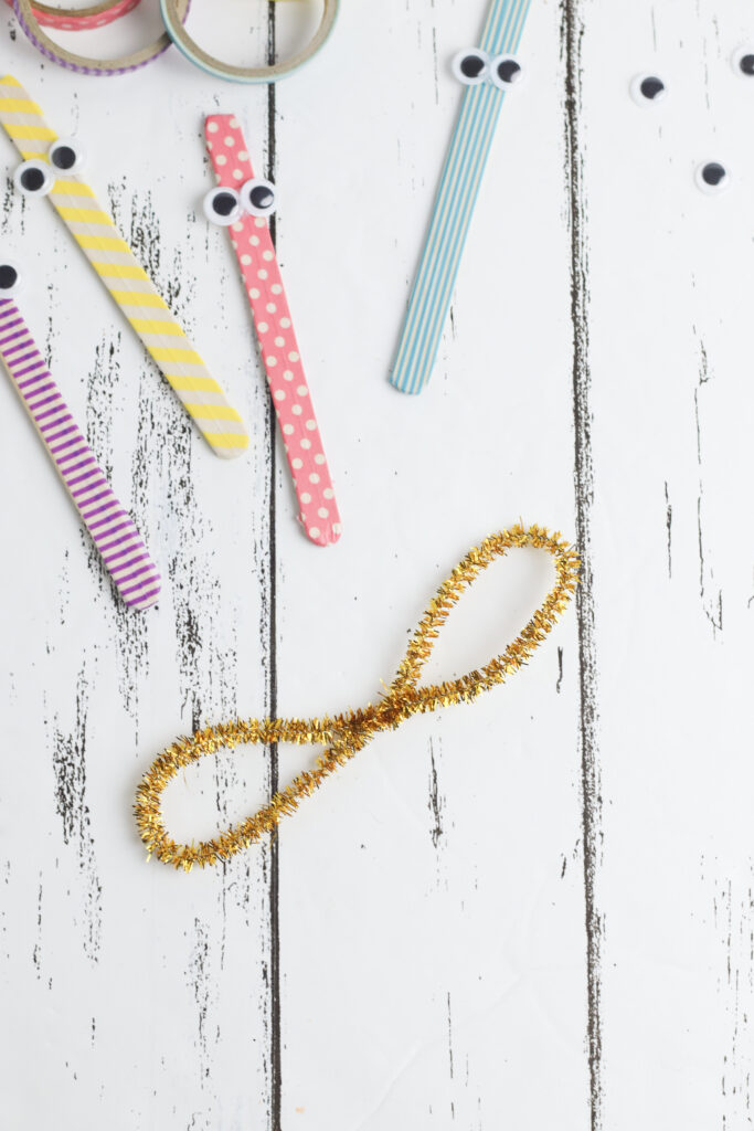 Popsicle Stick Dragonflies - Jinxy Kids